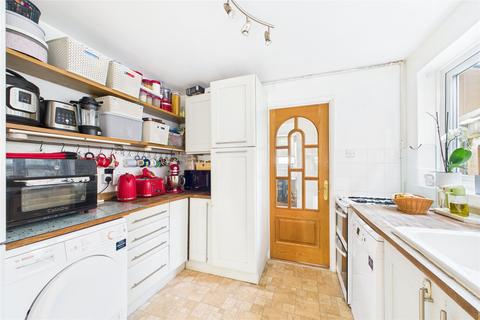 Semi Detached Houses For Sale Around Rg42 5 Le | OnTheMarket