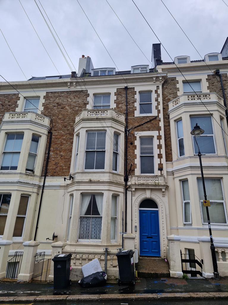 Church Road, St. Leonards-on-Sea TN37 2 bed flat to rent - £950 pcm (£ ...