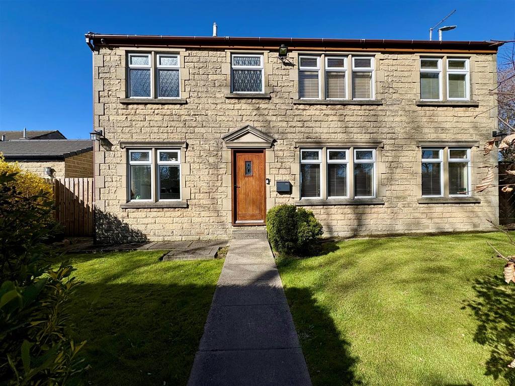 Lower Lane, Gomersal, Cleckheaton 3 bed detached house for sale - £427,500