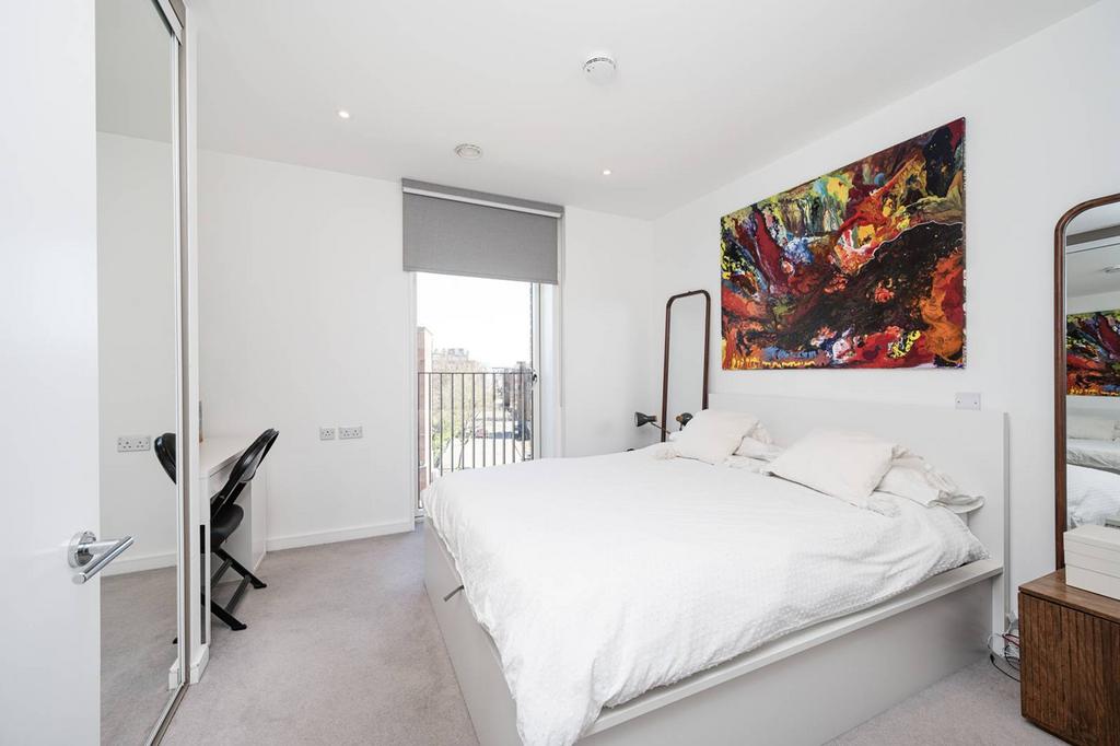 Clift House, Shoreditch, London, N1 2 bed flat - £3,250 pcm (£750 pw)