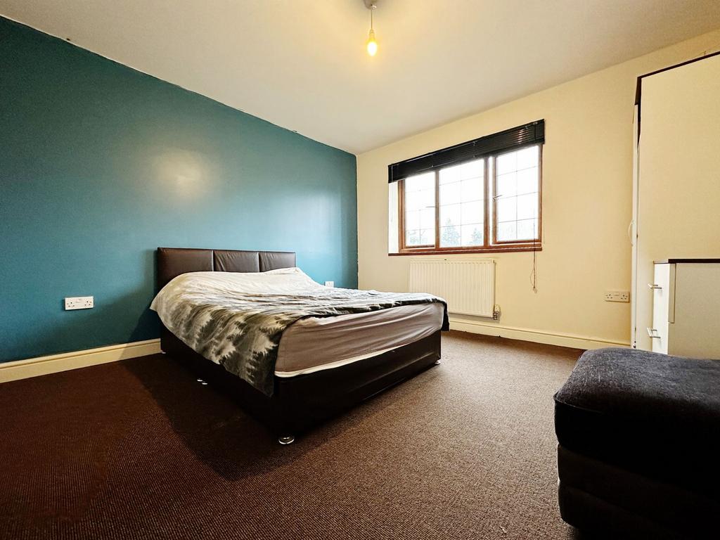 Bloxwich Road North, Willenhall, WV12 1 bed in a house share to rent ...