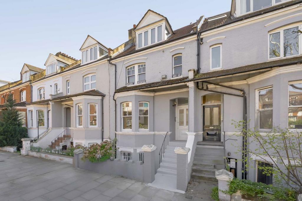 Sumatra Road, London NW6 3 bed flat - £750,000