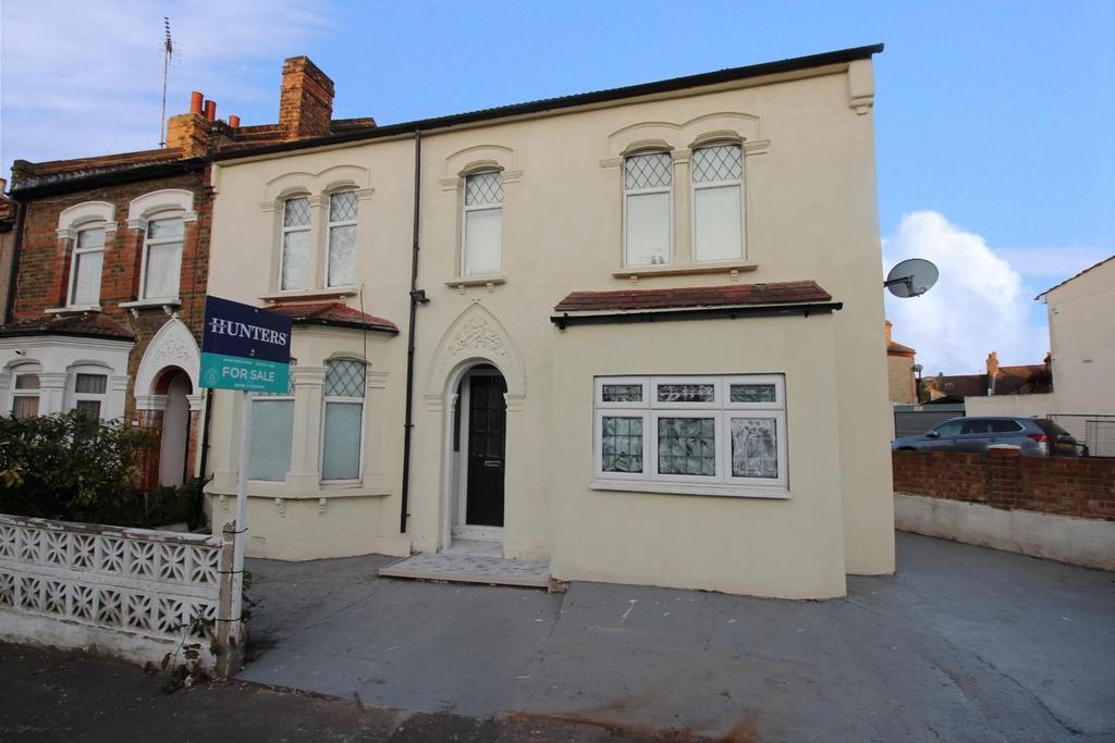 Chestnut Rise, Plumstead 3 bed end of terrace house for sale - £400,000