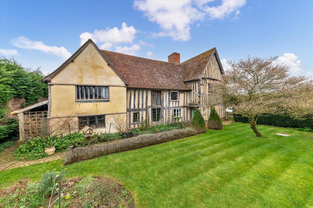 Gamlingay, Sandy, Cambridgeshire, SG19 6 bed detached house - £699,950