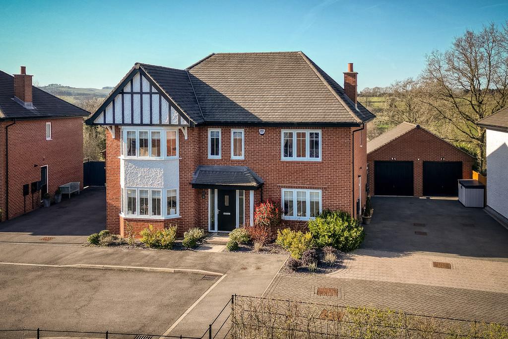 Spire Close, Ashbourne 5 bed detached house - £730,000