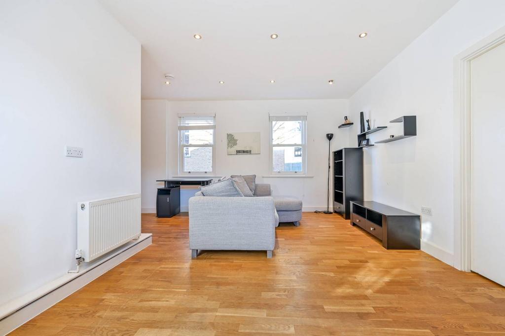 North Street, Guildford, Guildford, GU1 2 bed flat to rent - £2,100 pcm ...