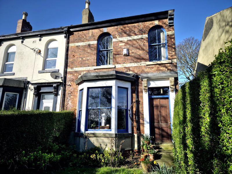 Victoria Road, Leeds 4 bed terraced house for sale - £295,000