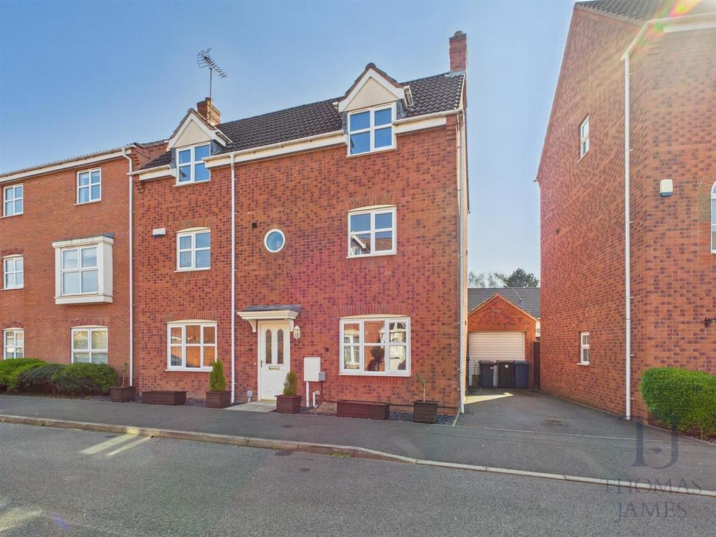 Jewitt Way, Ruddington, Nottingham 4 bed detached house for sale - £465,000