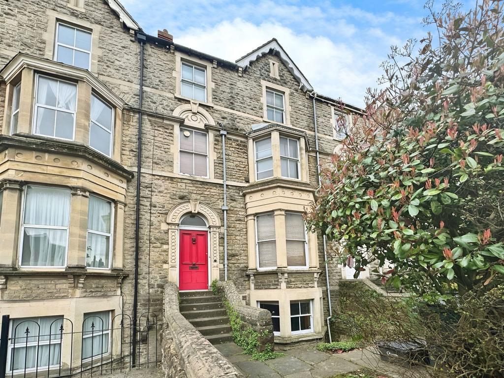 Bath Road, Swindon, SN1 4AU 8 bed house of multiple occupation for sale ...