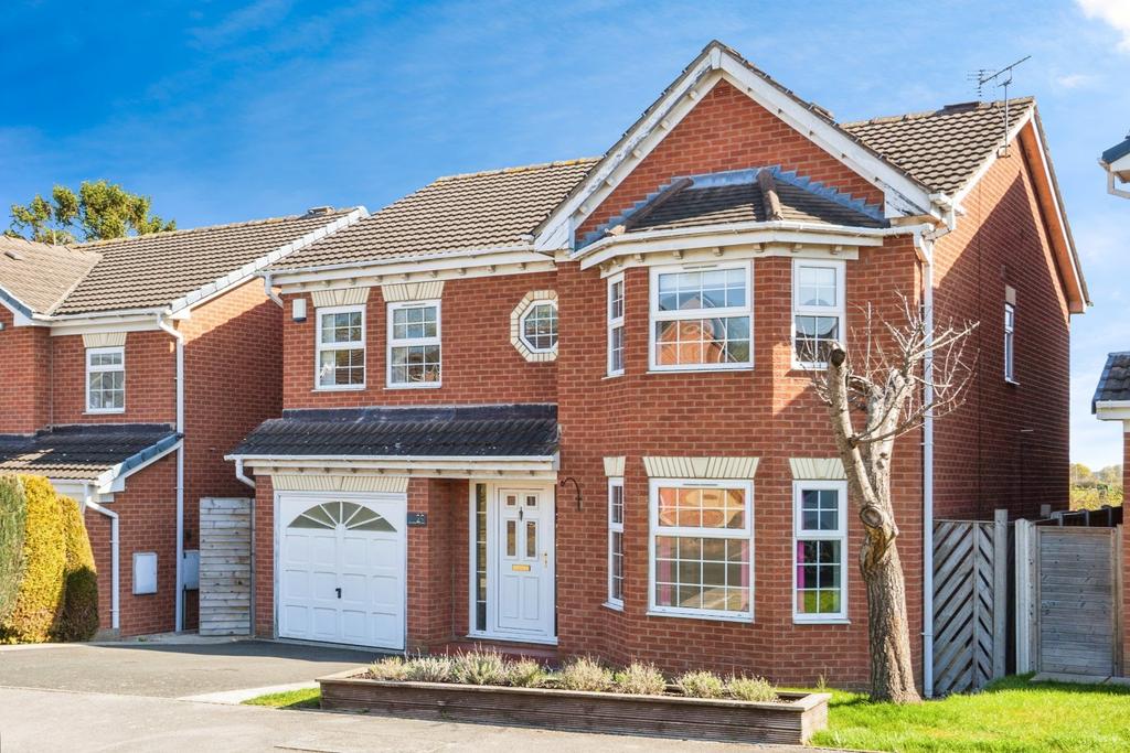 Green Row, Leeds LS26 5 bed detached house - £397,500