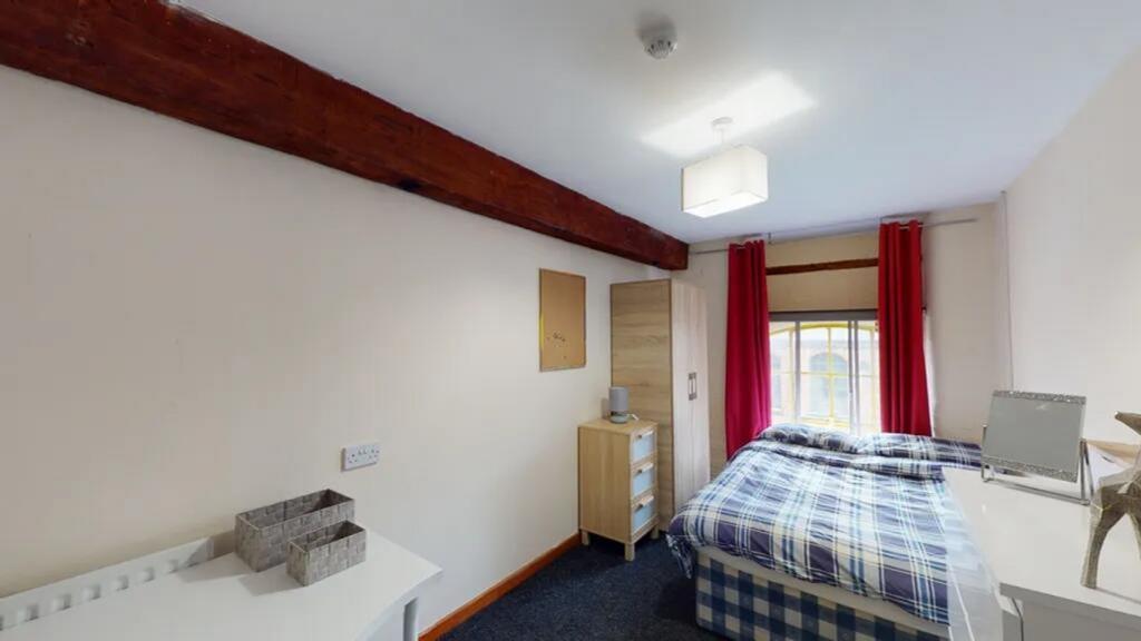 Russell Street, Nottingham NG7 1 bed ground floor flat to rent - £455 ...