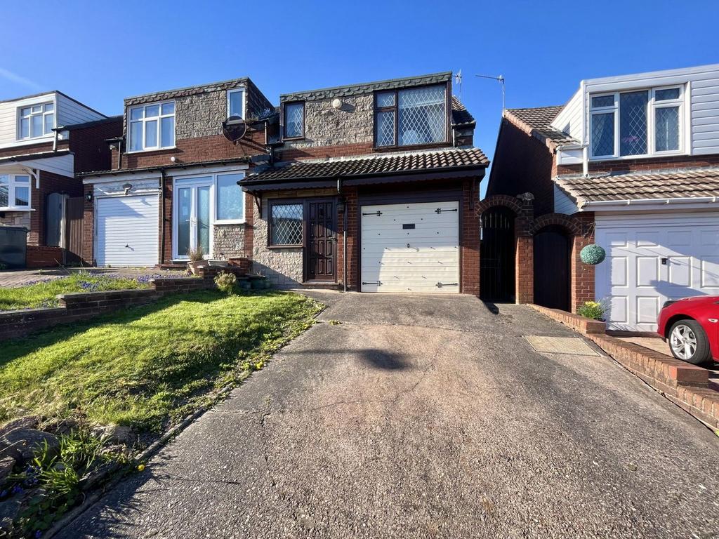 James Dee Close, Brierley Hill DY5 3 bed semi-detached house for sale ...