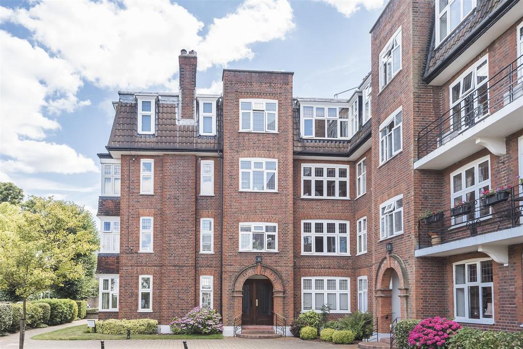 River Court, Surbiton 1 bed flat - £1,595 pcm (£368 pw)