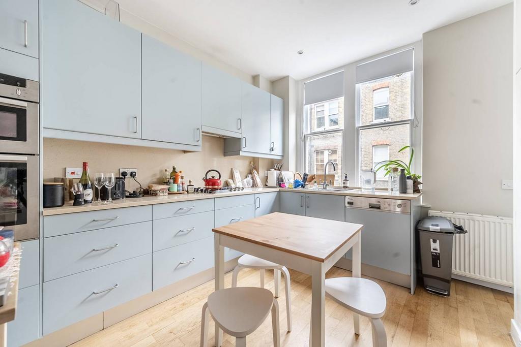 Ashburnham Road, Chelsea, London, SW10 3 bed flat for sale - £1,100,000