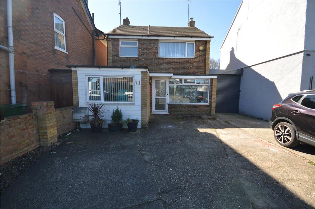 Marsh Road, Luton, Bedfordshire, LU3 3 bed detached house for sale - £ ...