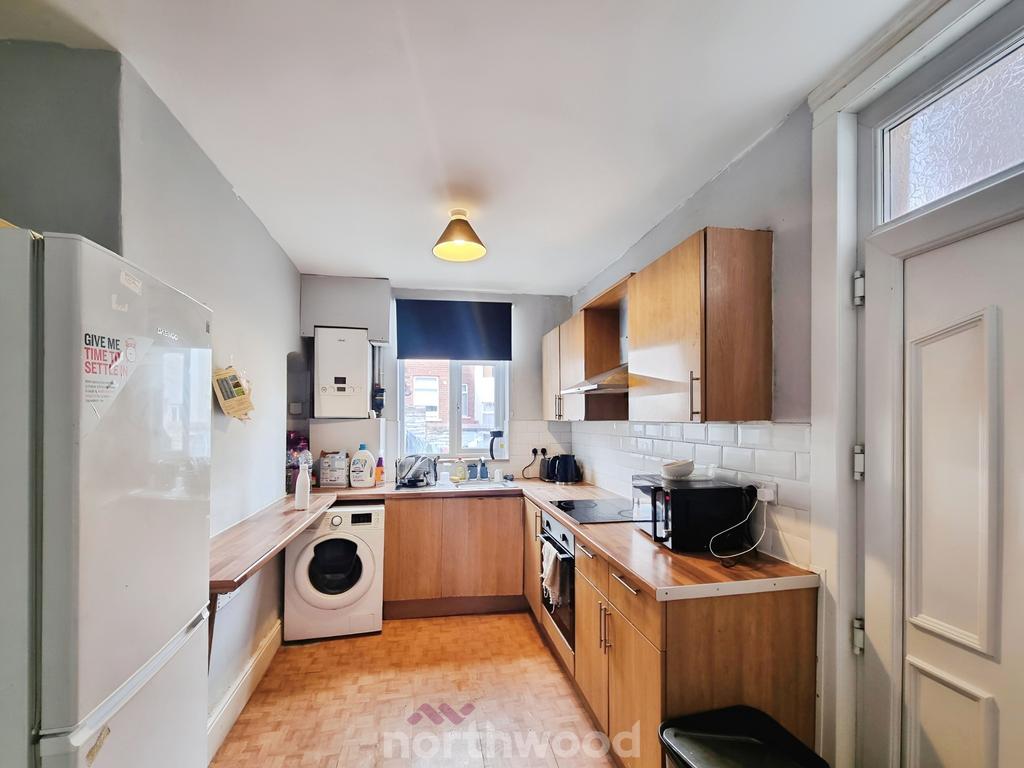 Clarence Avenue, Doncaster DN4 3 bed terraced house for sale - £95,000