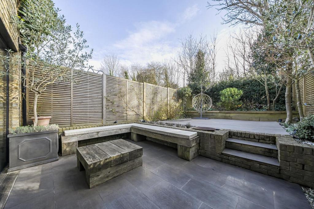 Fawe Park Road, Putney, London, SW15 2 bed flat - £950,000