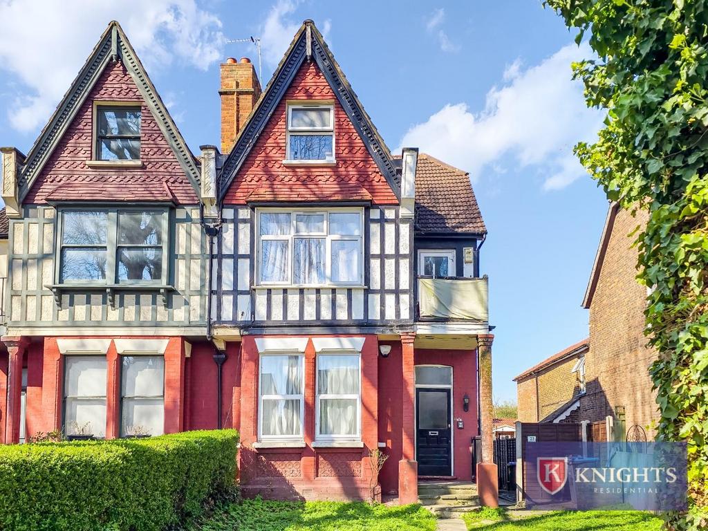 Brimsdown Avenue, Enfield, EN3 Studio for sale - £185,000