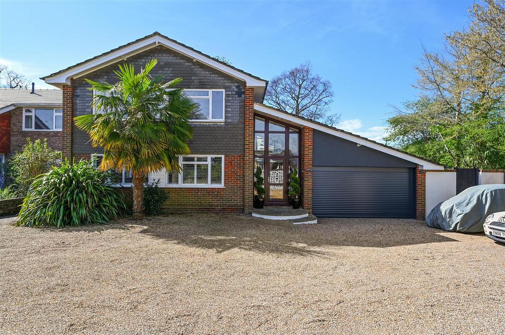 Greenways, Henfield 4 bed detached house for sale - £850,000