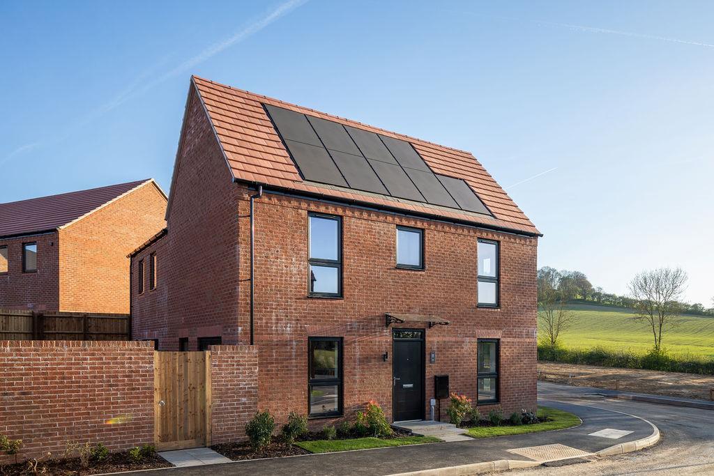 Malabar, Staverton Road, Daventry, NN11. 3 bed semi-detached house - £ ...