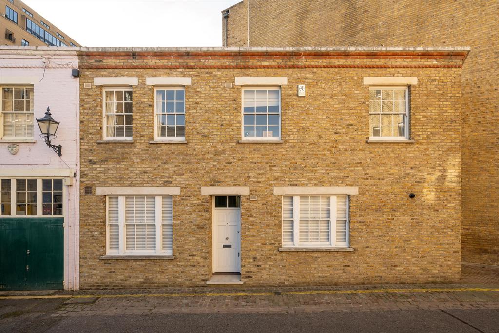 Lexham Gardens Mews, London, W8 3 bed terraced house for sale - £2,150,000