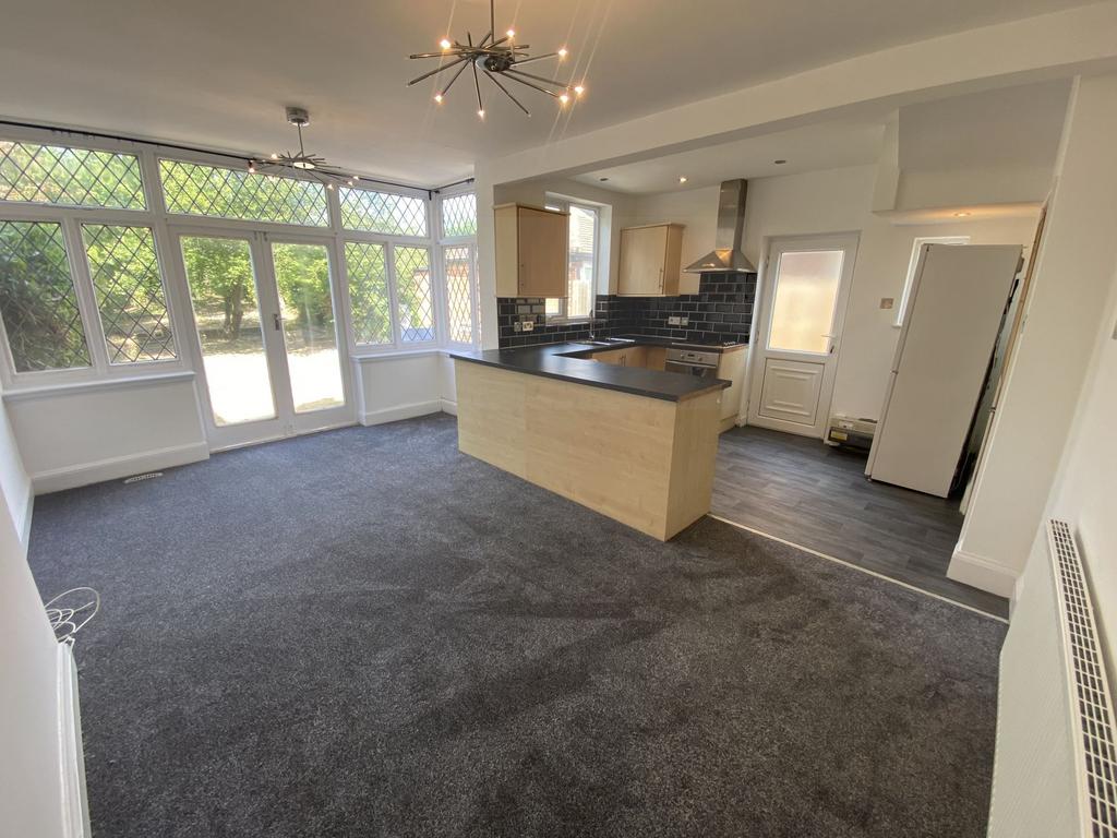 Kenwood Road, Leicester LE2 3 bed semi-detached house - £1,200 pcm (£ ...