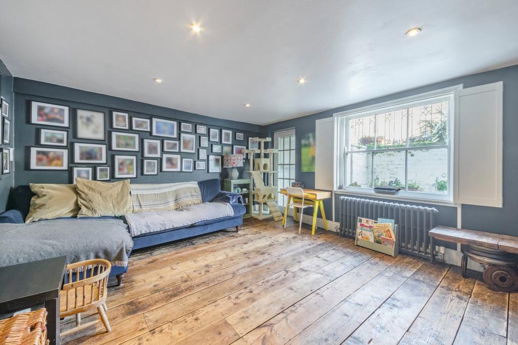 Liverpool Road, Islington, London 2 bed flat for sale - £900,000
