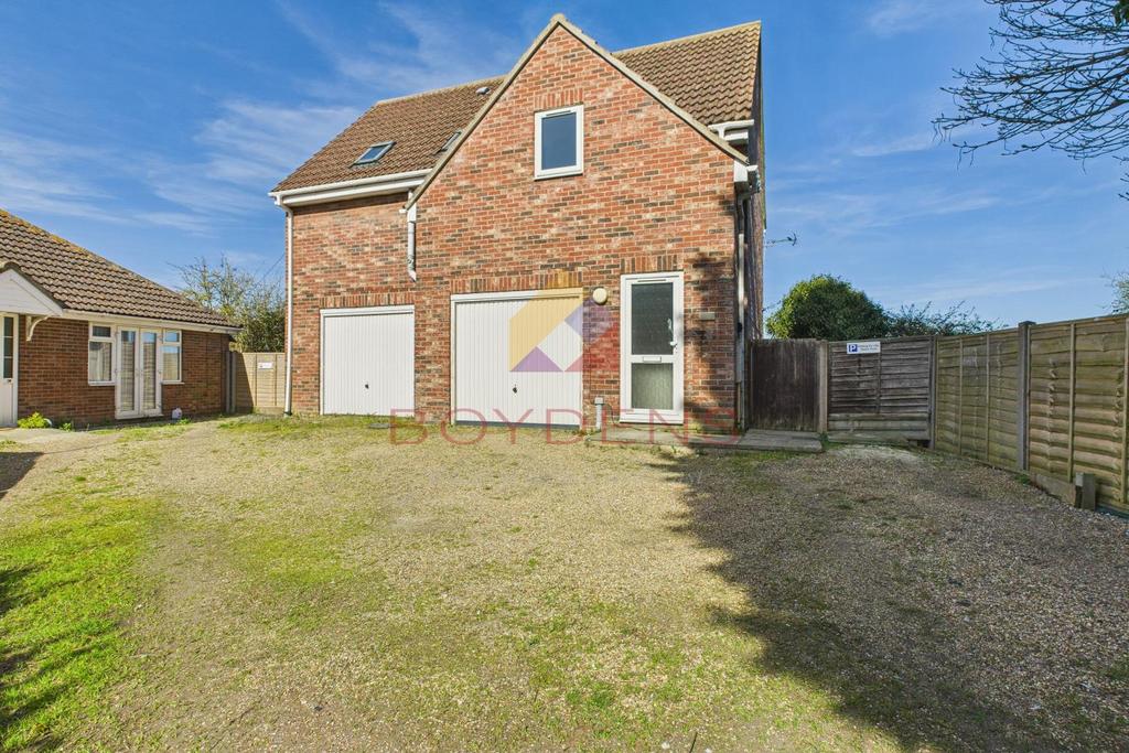 Fingringhoe Road, Colchester CO2 2 bed terraced house for sale - £269,000