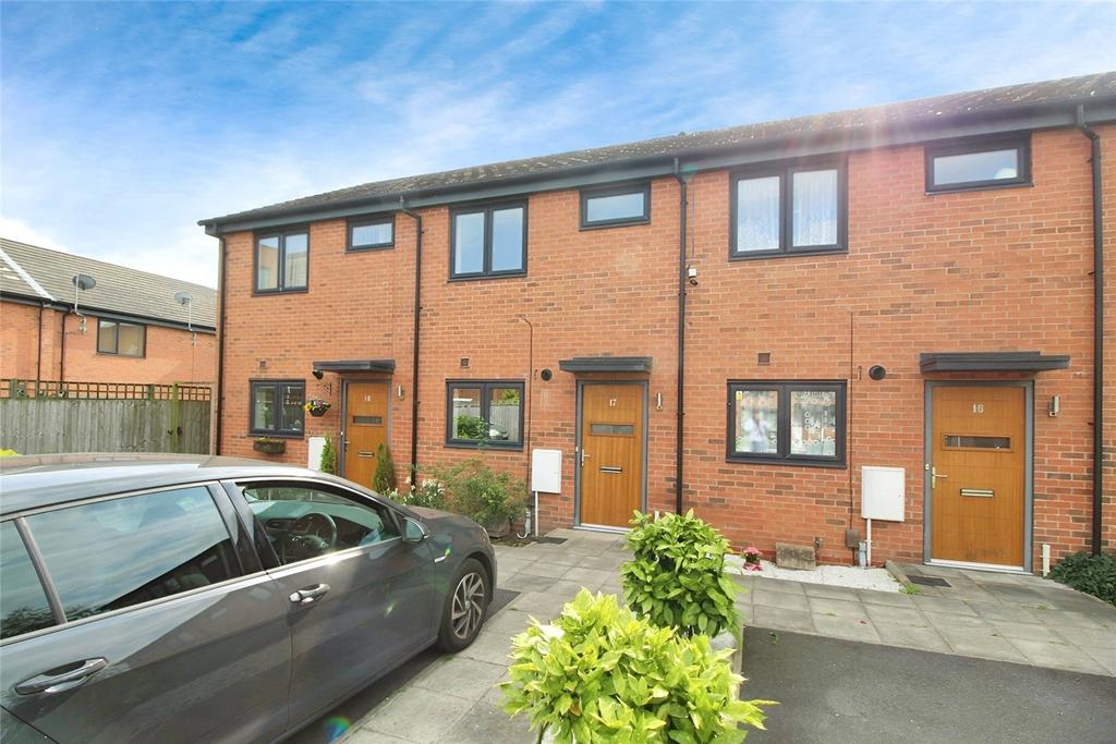 Primrose Court, Lancashire BL9 2 bed terraced house - £875 pcm (£202 pw)
