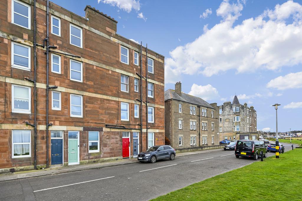 41d, Promenade, MUSSELBURGH, EH21 6JU 1 bed flat - £145,000