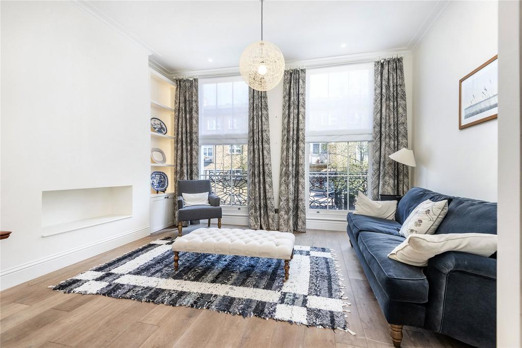 London SW3 2 bed apartment - £5,178 pcm (£1,195 pw)