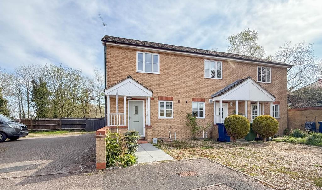 Ash View, Hauxton, Cambridge 2 bed end of terrace house - £1,400 pcm (£ ...