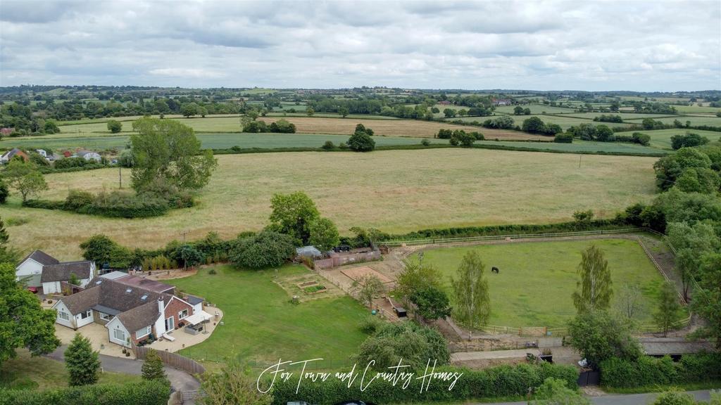 Cockshot Lane, Dormston WR7 5 bed detached house for sale - £895,000