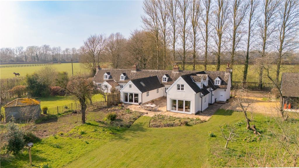 Dullingham, Newmarket... 8 bed detached house - £1,300,000