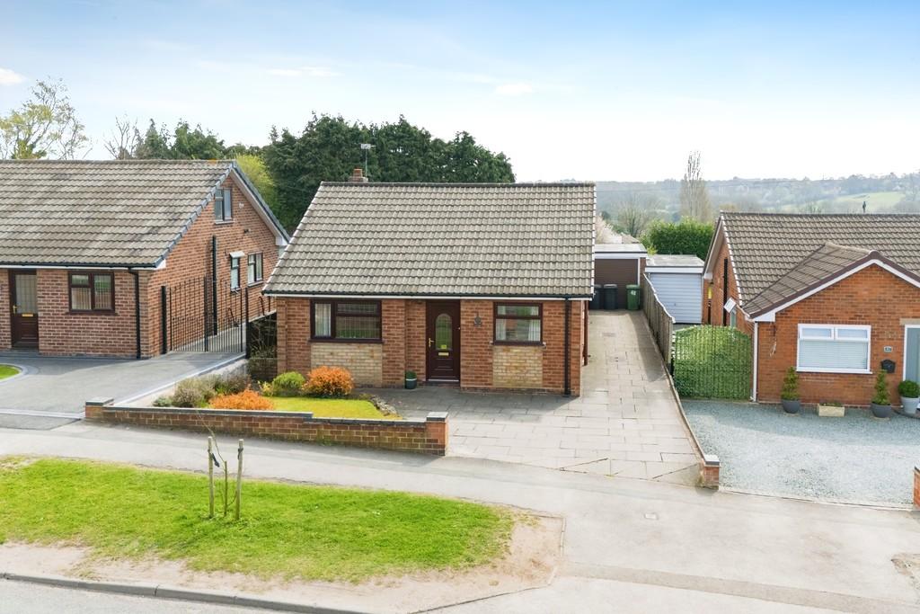 Hickman Road, Galley Common 2 bed detached bungalow for sale - £269,950