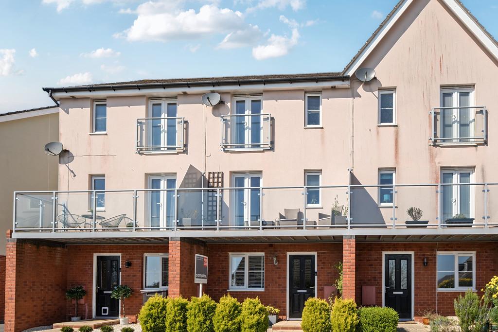 Triumph Place, Teignmouth, TQ14 8GL 3 bed terraced house for sale - £ ...
