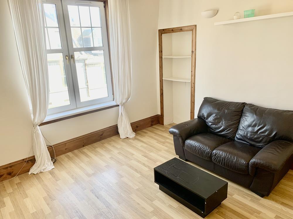 King Street, Top Floor, Aberdeen, AB24 1 bed flat to rent - £650 pcm (£ ...
