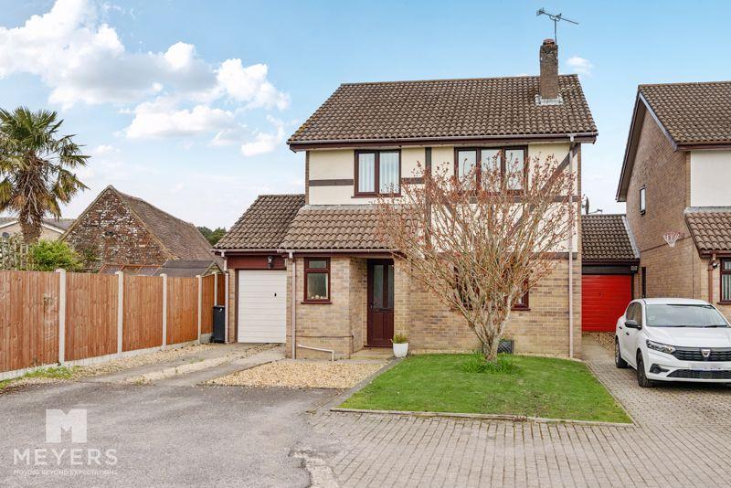 Sandford Road, Wareham, BH20 4 bed detached house - £450,000