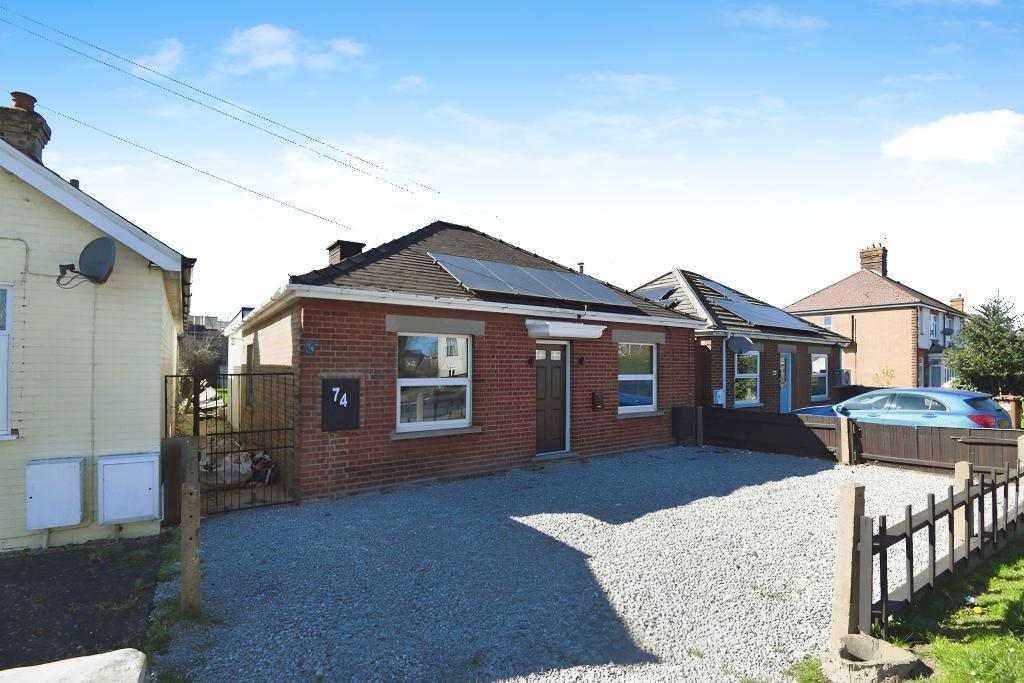 Elm Road, March, Cambridgeshire, PE15... 3 bed detached bungalow for ...