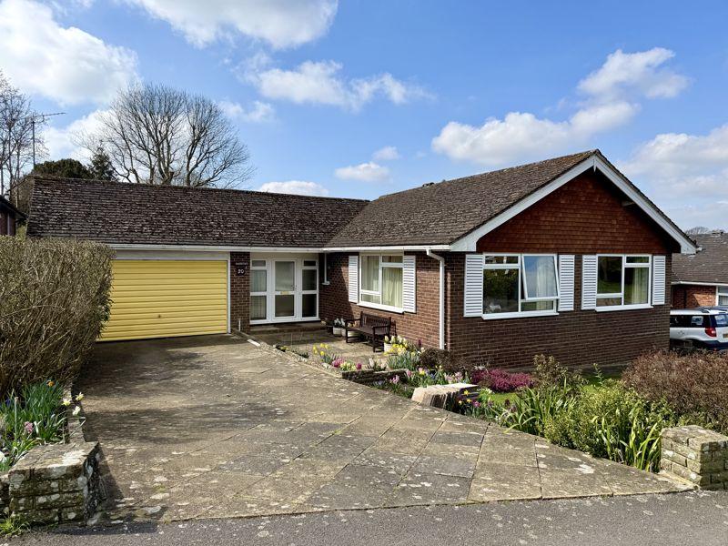 Broomfield Road, Henfield 3 bed bungalow for sale - £595,000