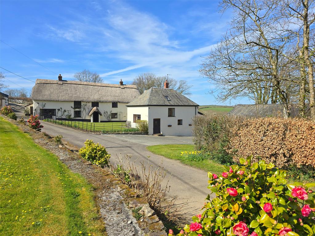Milton Damerel, Holsworthy, Devon, EX22 5 bed detached house for sale ...