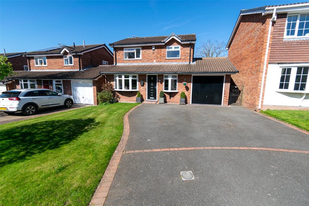 Warren Close, Middlewich 3 bed detached house - £329,995