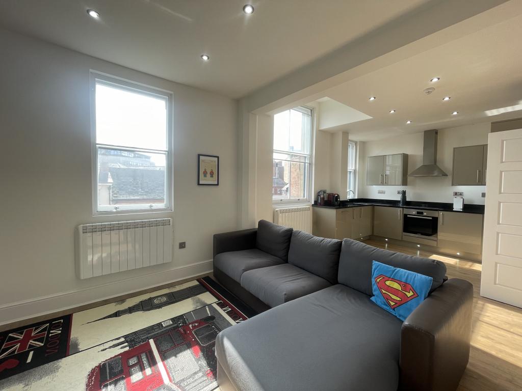 Wheeler Gate House, Nottingham, NG1 3 bed flat for sale - £295,000