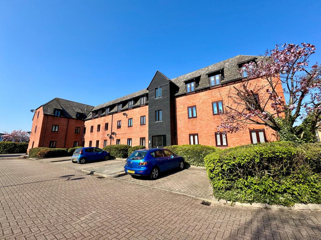 Canvey walk, Springfield, CM1 6LB 2 bed flat - £1,175 pcm (£271 pw)