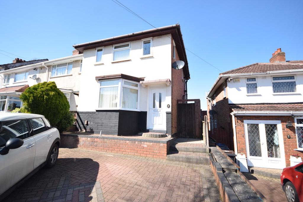 Riley Road, Birmingham B14 3 bed end of terrace house - £1,100 pcm (£ ...