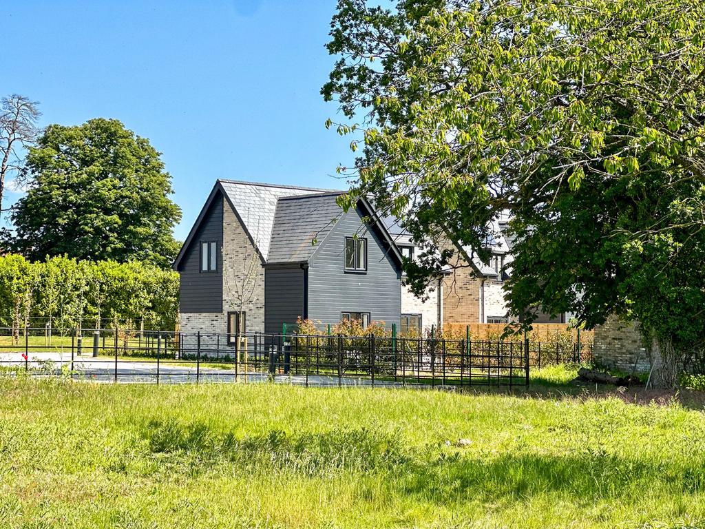 St Ives PE27 3 bed detached house for sale - £475,000