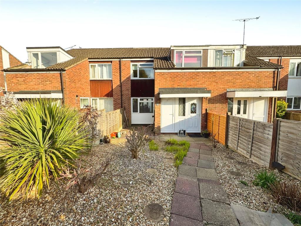 Caesar Close, Andover SP10 3 bed terraced house - £240,000