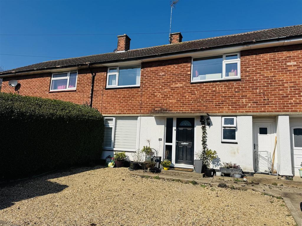 Queens Road, Radcliffe on Trent... 3 bed terraced house - £210,000