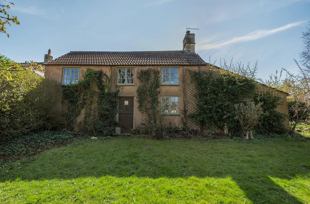 Great Elm, Frome, BA11 3 bed detached house for sale - £500,000