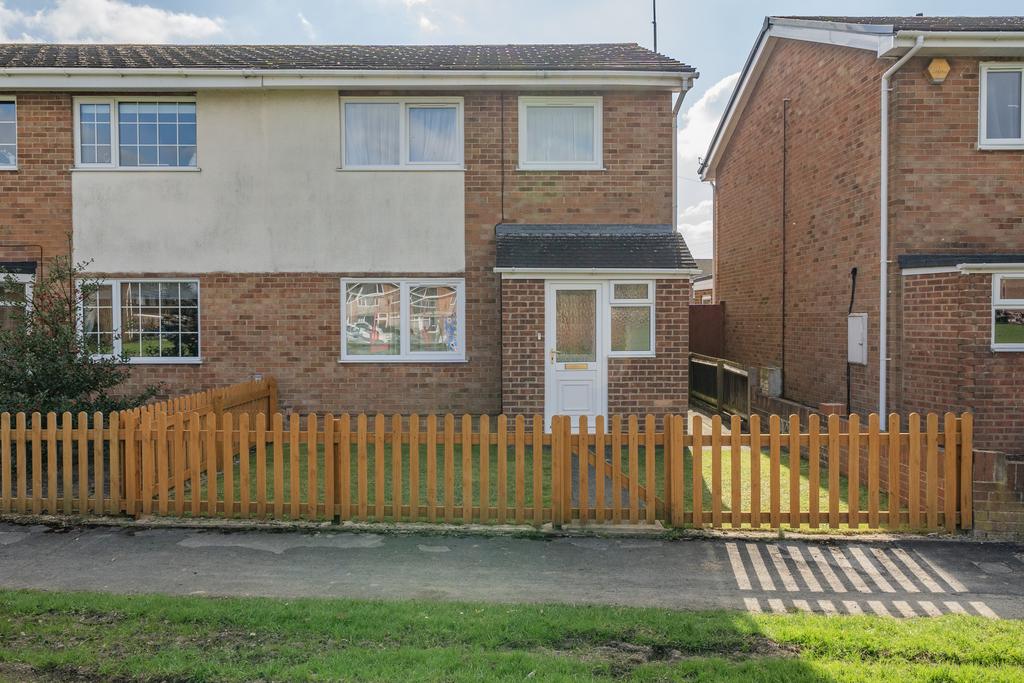 Hathaway Road, Upper Stratton... 3 bed semi-detached house for sale - £ ...